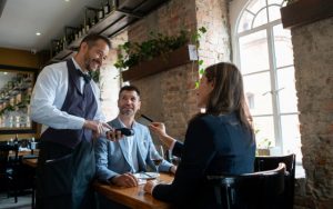 10 Keys to Superior Customer Service in Hospitality | JWU Online